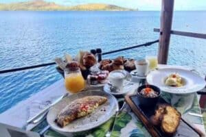 Best 10 Restaurants in Bora Bora - TourTeller Blog