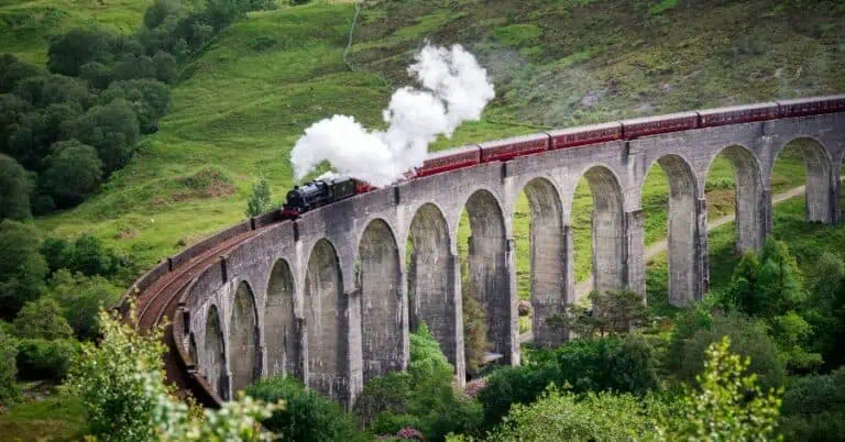 Ultimate Guide to International Harry Potter Day - TourTeller Blog