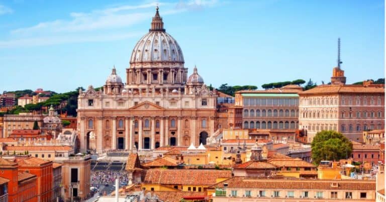 Vatican Tour Types Compared: Find the Best Tour for Your Travel Style
